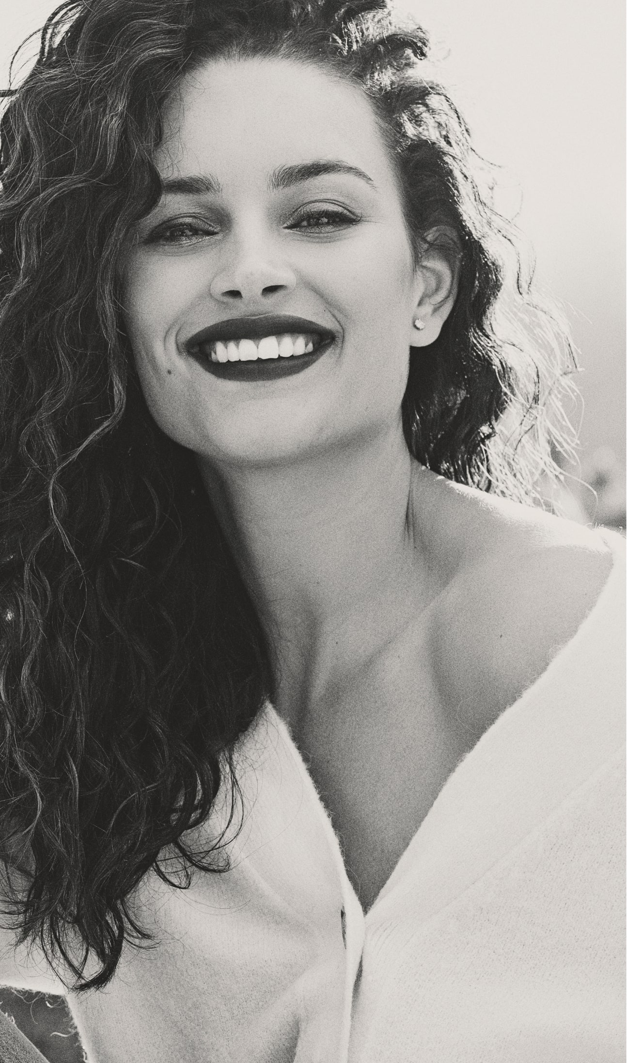 Gary Rom cares about your hair's condition - Contact Us