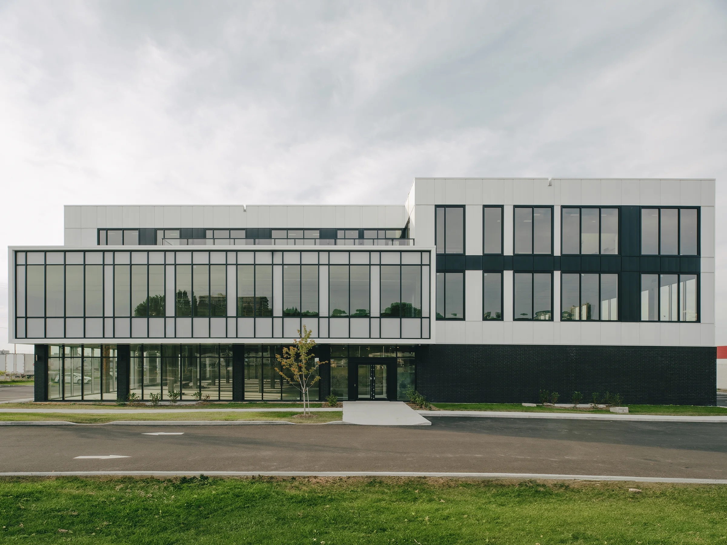 Agence Spatiale Architecture - Complexe Novi