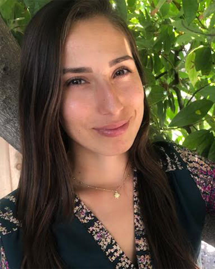 Stephanie Becerra - Zero Carbon Retreat Speaker