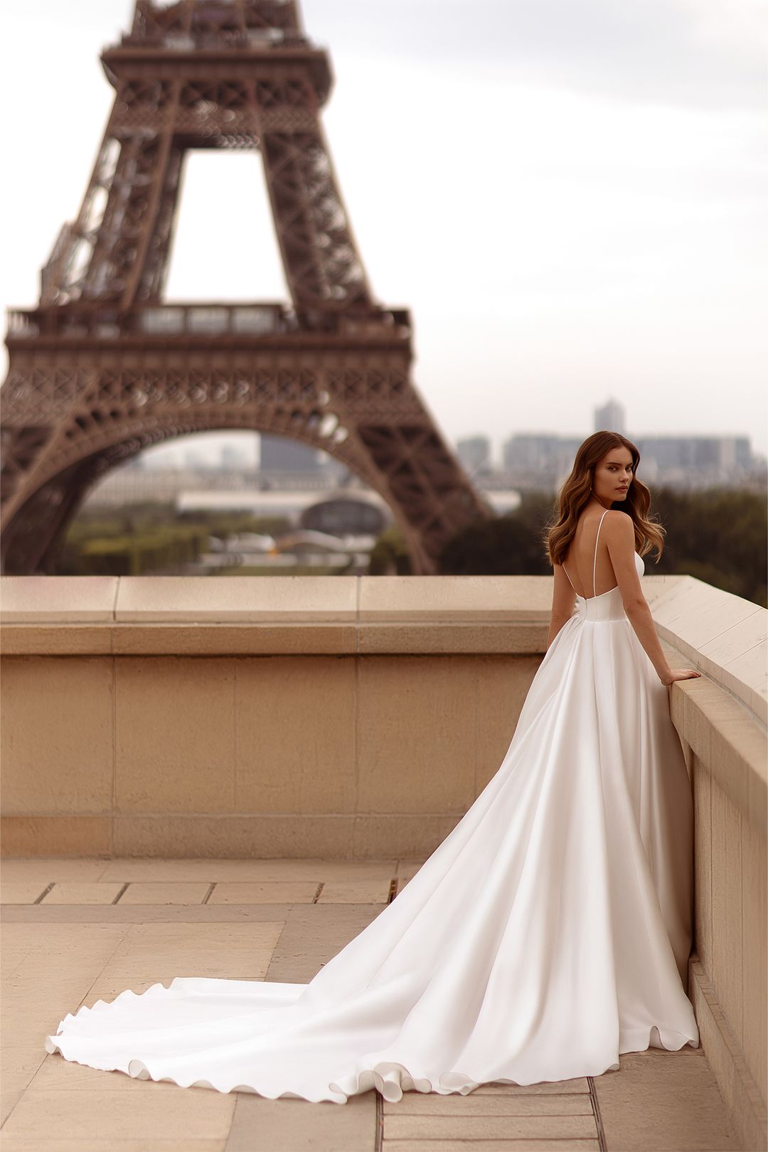 Paris – Wedding Dress: 164 Rene