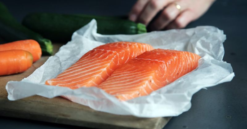 Mon chat peut-il manger du poisson