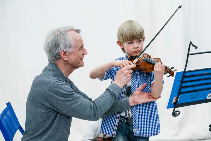 Colourstrings | Minifiddlers