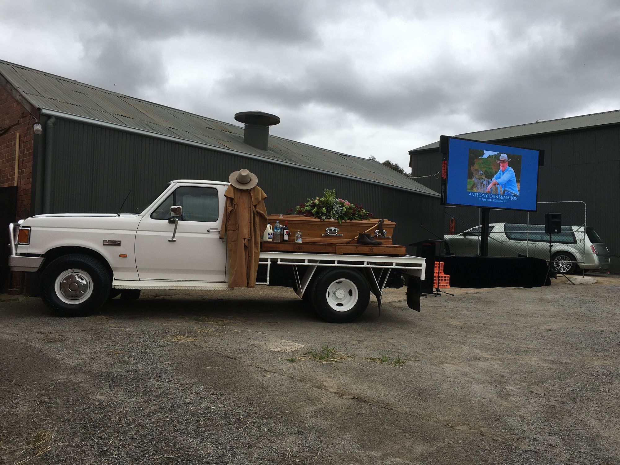 Gallery | Vivid Stream