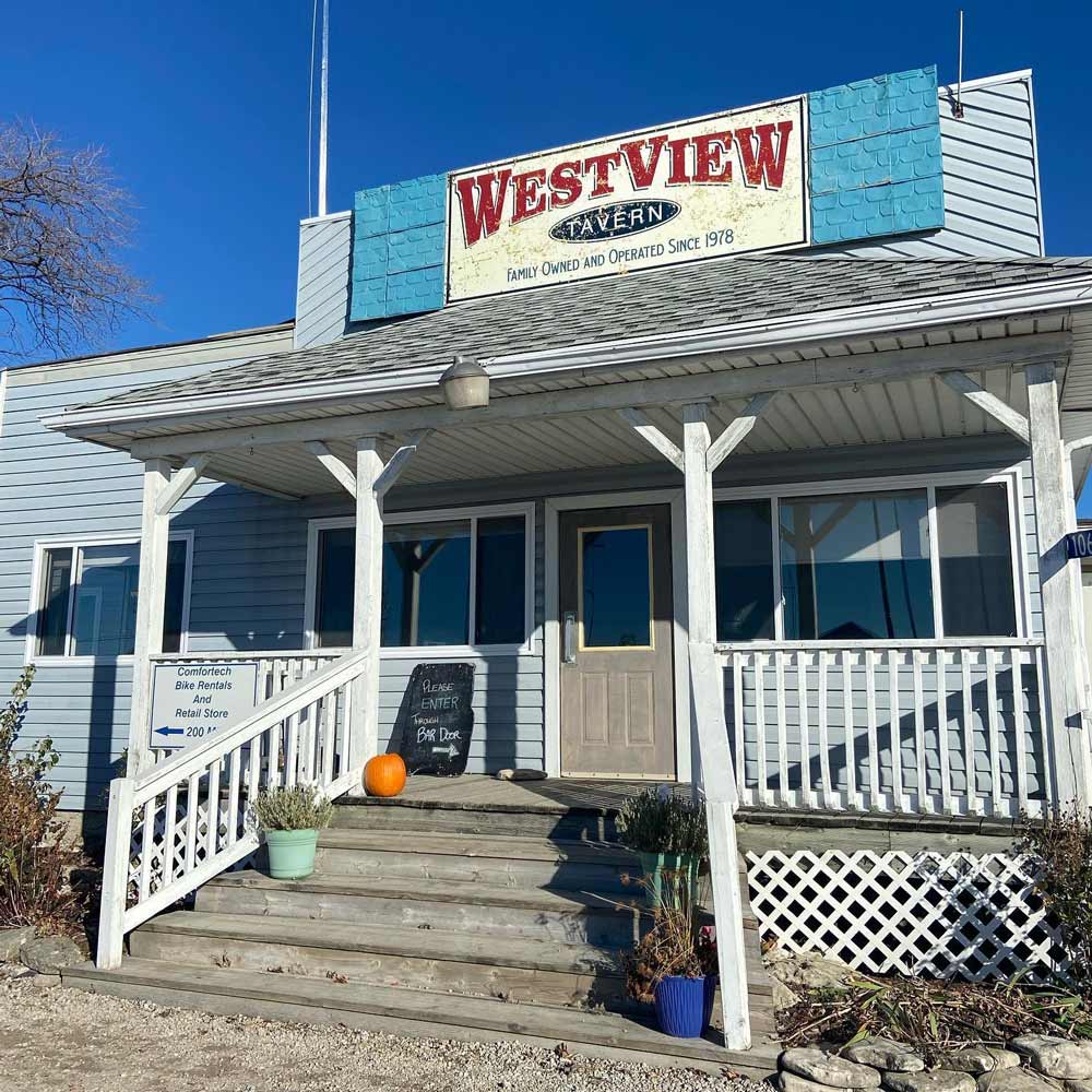 Food & Accommodations