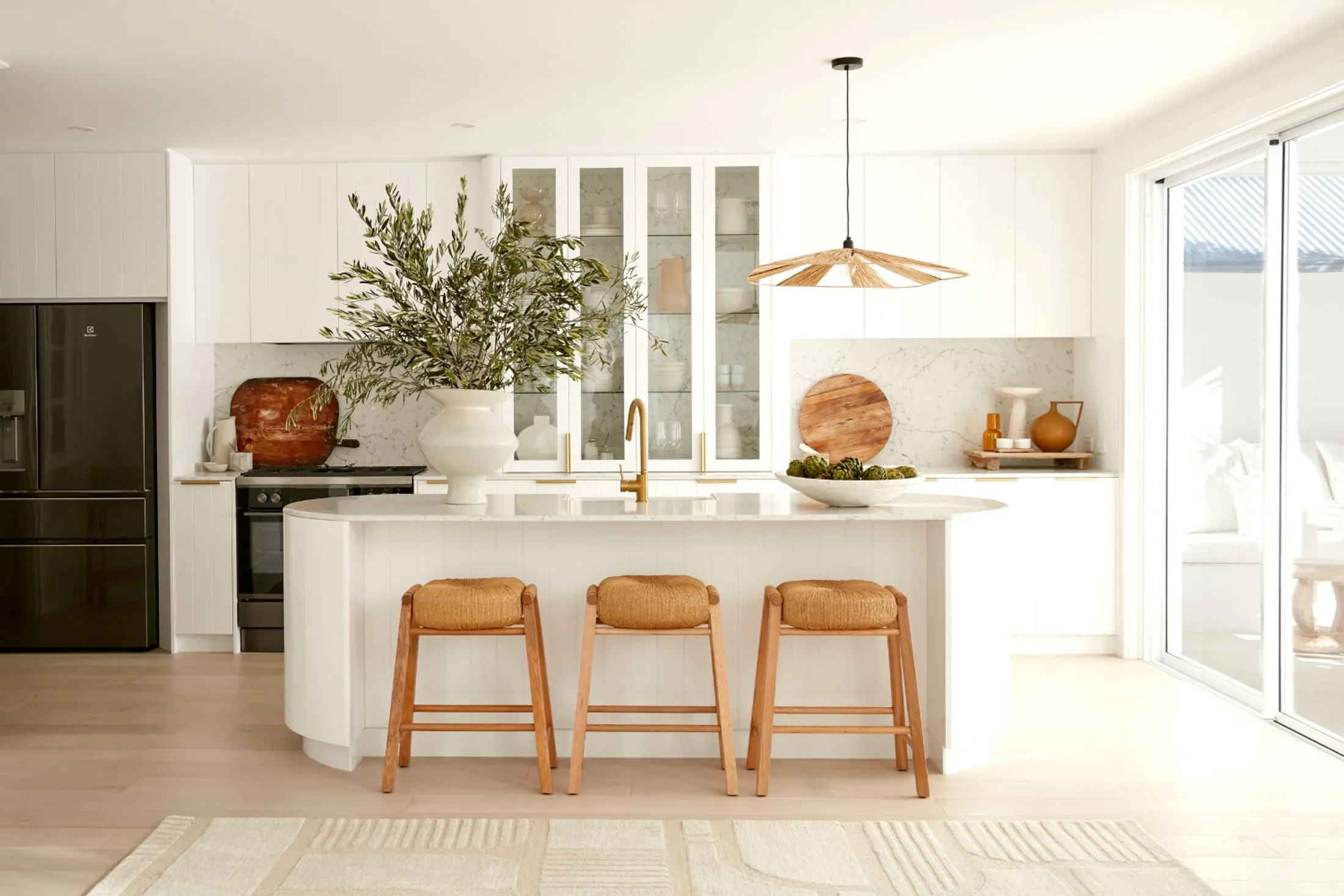 Elegant Custom Kitchen Islands and Countertops Design