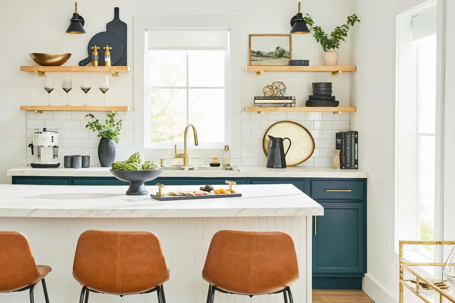 The Art of Traditional Luxury: Inspiring Kitchen Designs That Exude ...