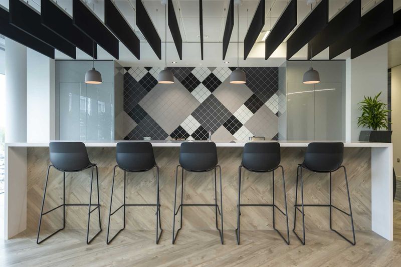 crona light bar | Brunner UK