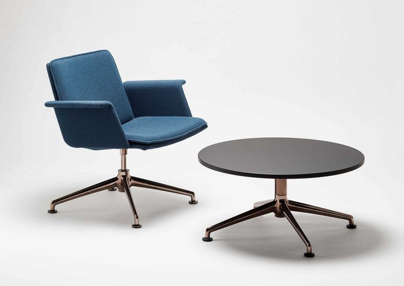 Dining & Cafe Chairs | Brunner UK