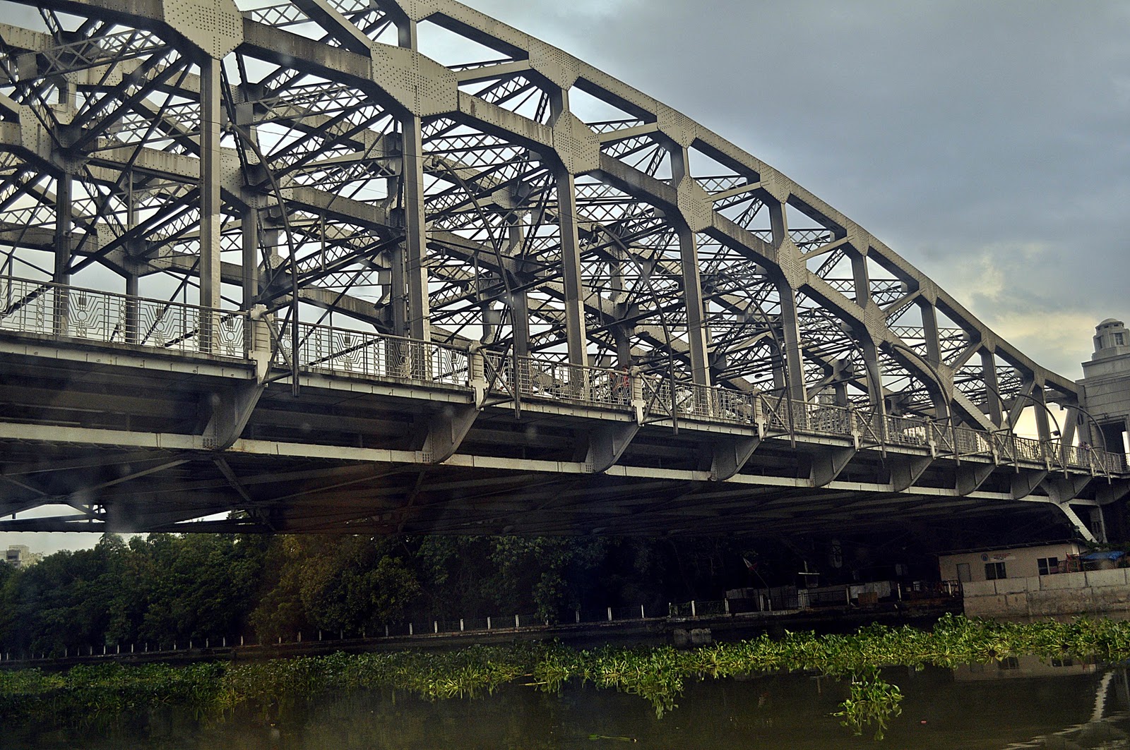 ESCA Engineers – Ayala Bridge