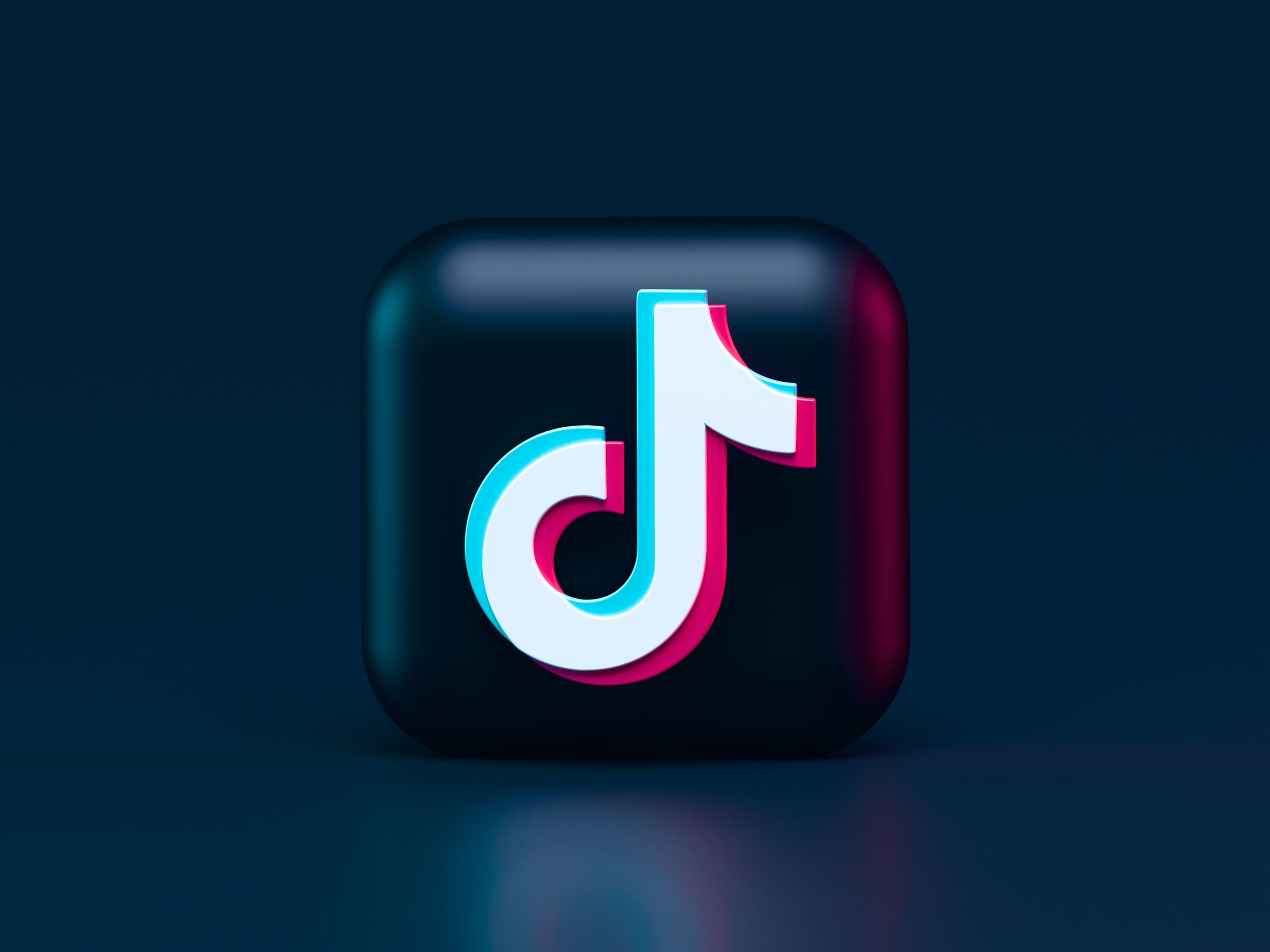 Tik Tok Taxes (2023): Everything to Know About Your 1099
