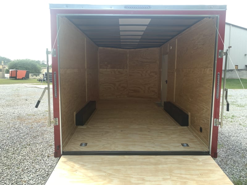 Wolf Den Trailers | Giddy Up - 8.5x16TA - 3500lb Axles - Enclosed Cargo ...