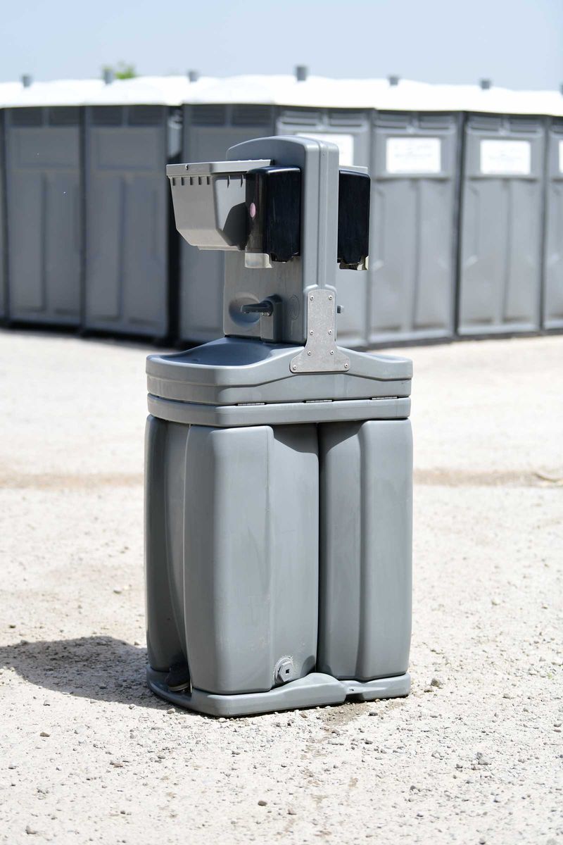 Rent Hand Wash Stations in Oak Leaf, Texas | A-1 Little John