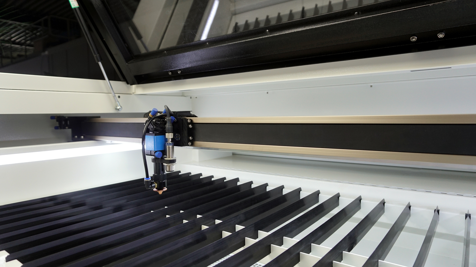 BRM Slim 1600 | Maskiner | Luthgruppen