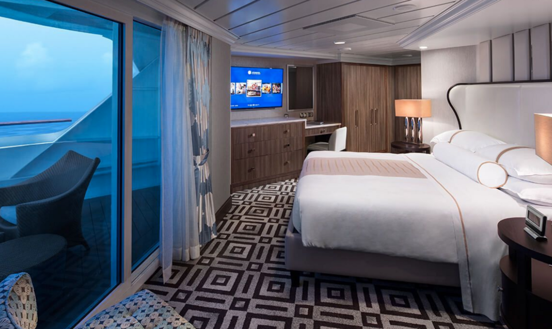 Club World Owner's Suite | Azamara Pursuit | Luxury Cruise Club