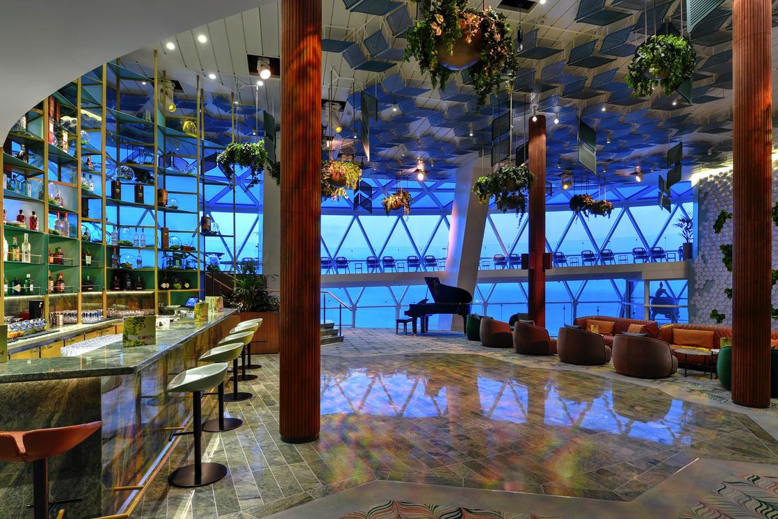 Eden Restaurant | Celebrity Apex | Luxury Cruise Club