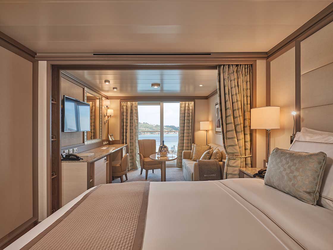 Classic Veranda Suite | Silver Moon | Luxury Cruise Club