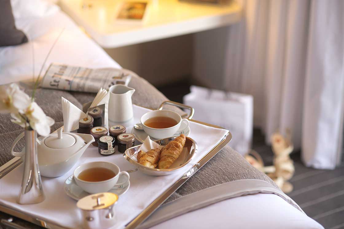 Room Service | Le Commandant Charcot | Luxury Cruise Club
