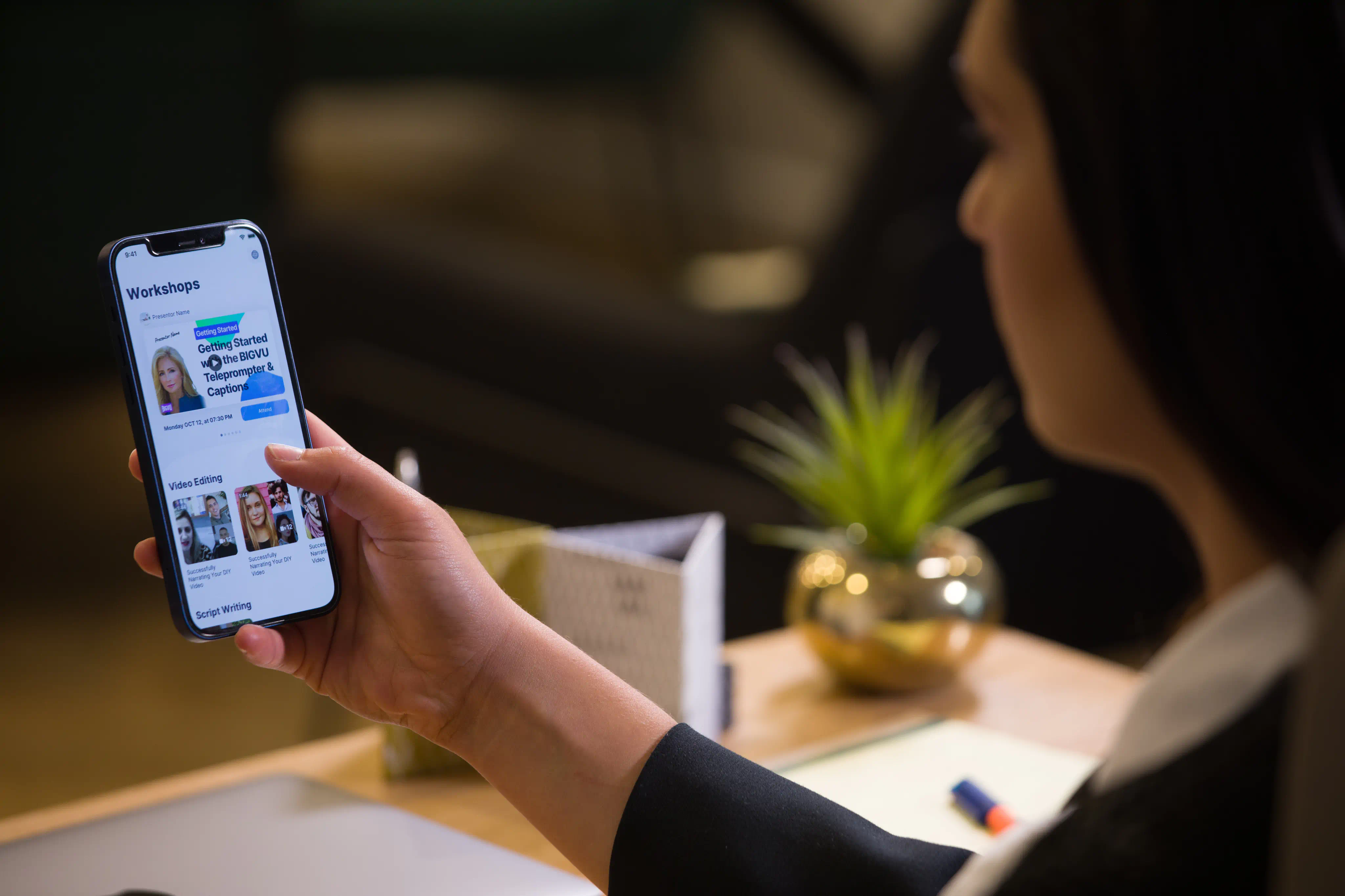 Exploring the Power of Professional Videos in Online Learning