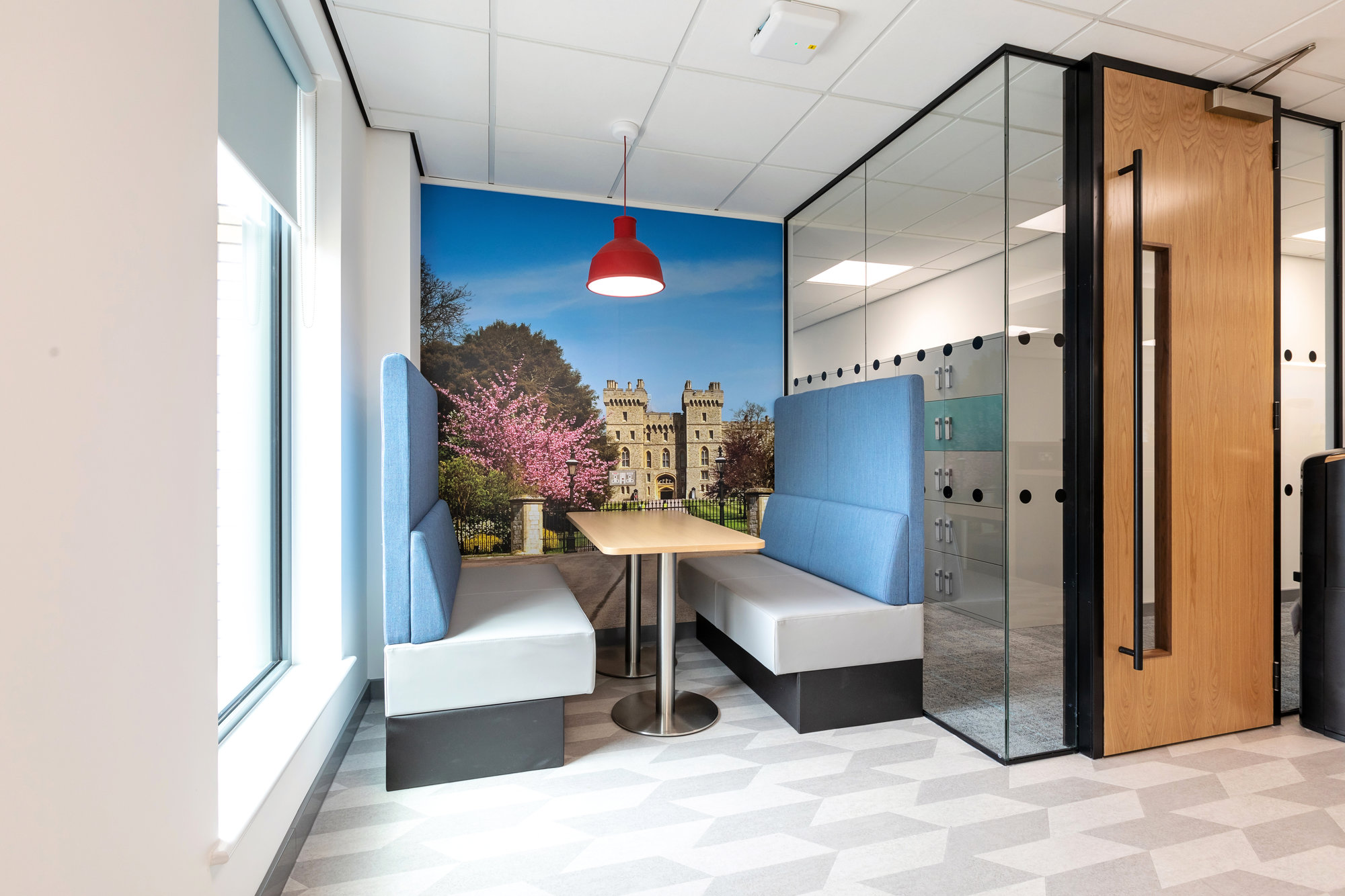 Curve Workplaces