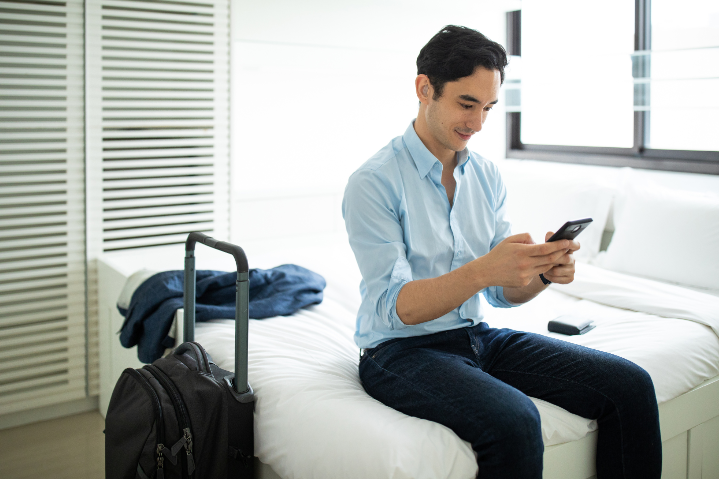 Automated Hotel Text Messaging: 5 Major Benefits For Your Business