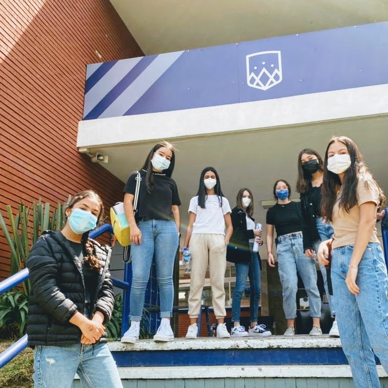 Preparatoria bilingüe | Cumbres Guadalajara 🏫