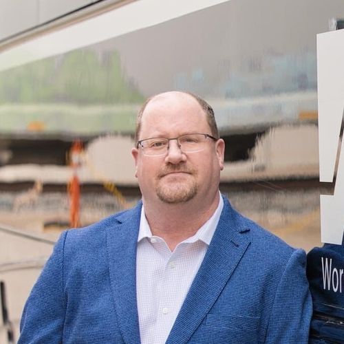 Trucking Fuel Cards, Fleet Gas Cards & Fleet Card Management | AtoB