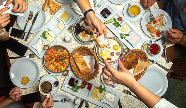 All-day-dining - What is it and how can it help your business? - Kafoodle