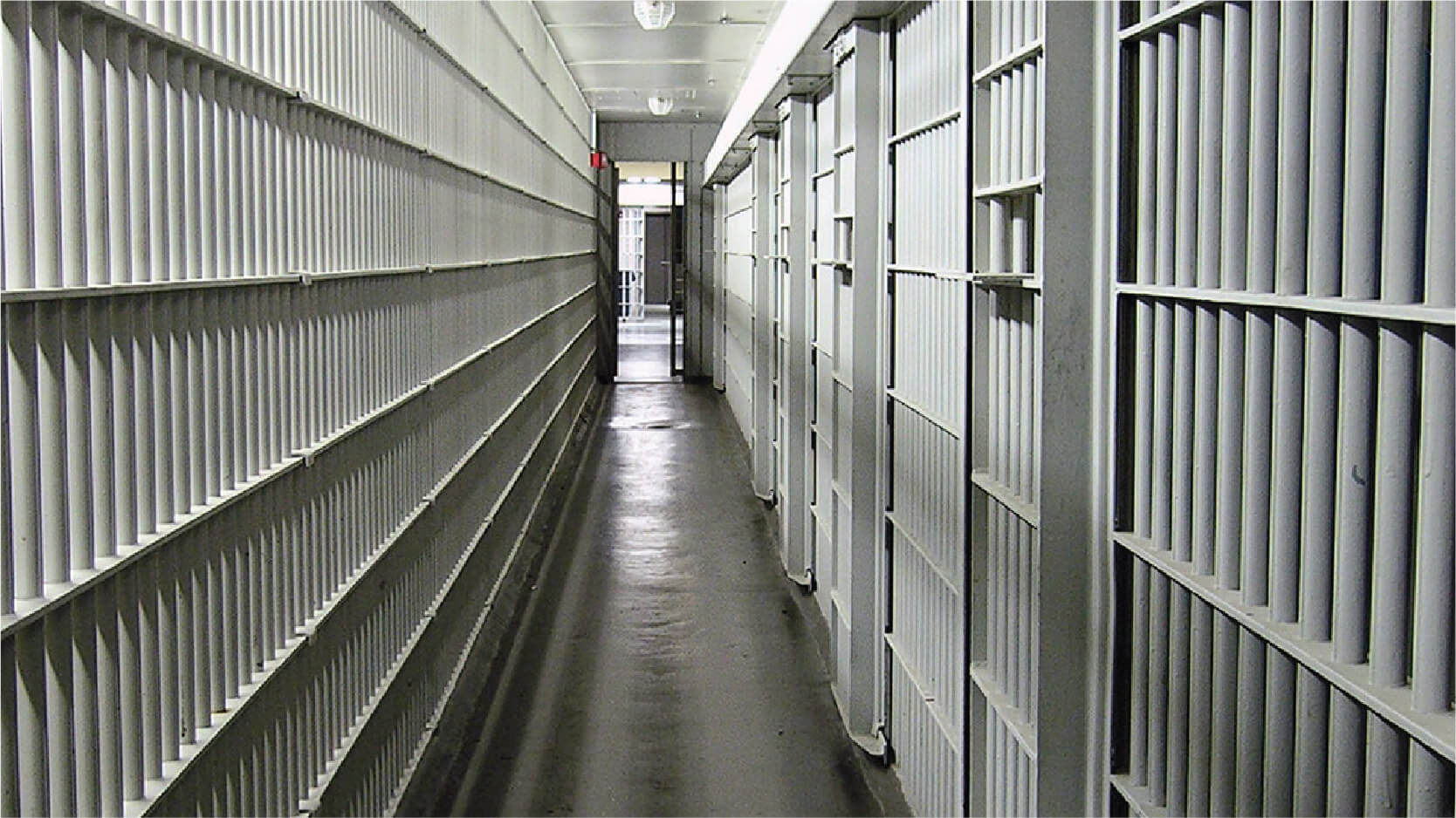 Download Prison Facilities: Mitigating Infection Risk | SafeTraces