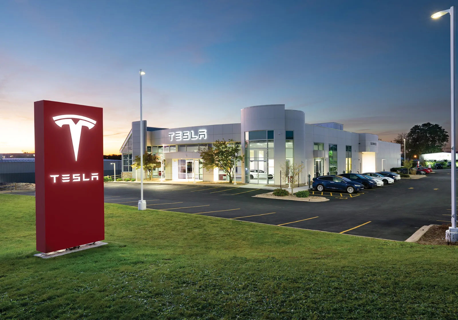 Complaint Claims Tesla Fired Dozens Of Employees In Light Of New Union ...
