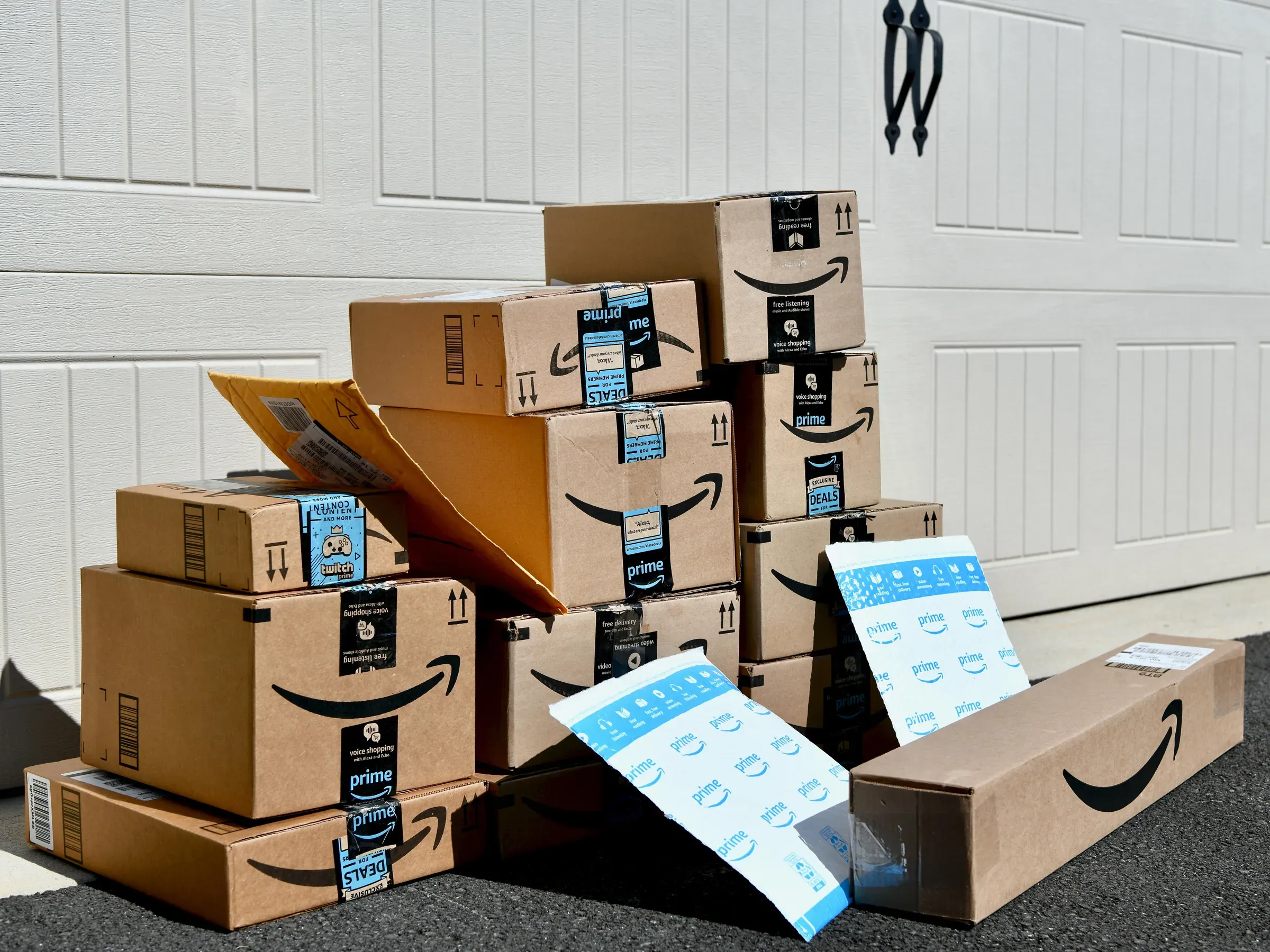 There Is A 50% Upside Potential For This Mega-Cap Technology Stock ...