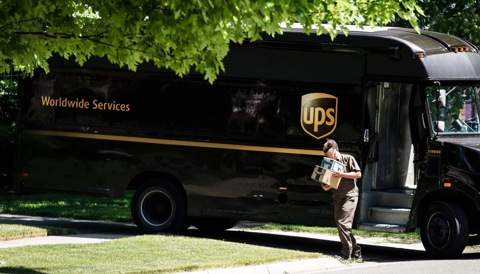 Stocks of UPS Drop Near a 3-Year Low After Another Revenue Miss