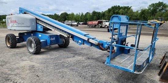 Different Types of Boom Lifts and Thier Uses