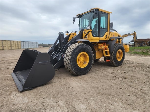 We Sell, Find, & Appraise Equipment — Black Star