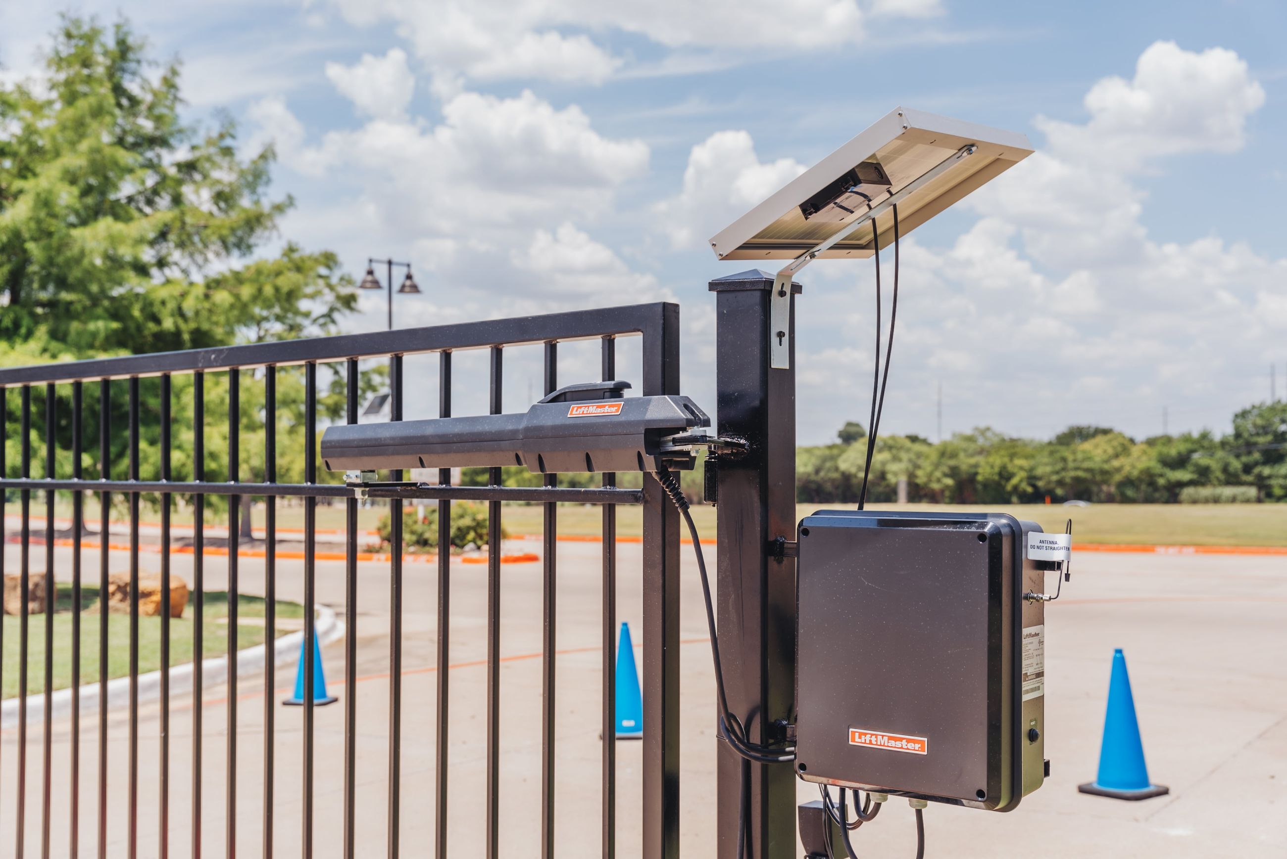 Dallas Gate Company - Driveway Gates, Gate Openers & More