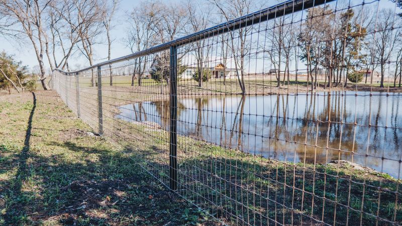 Pipe Fence Installation - Dallas-Fort Worth