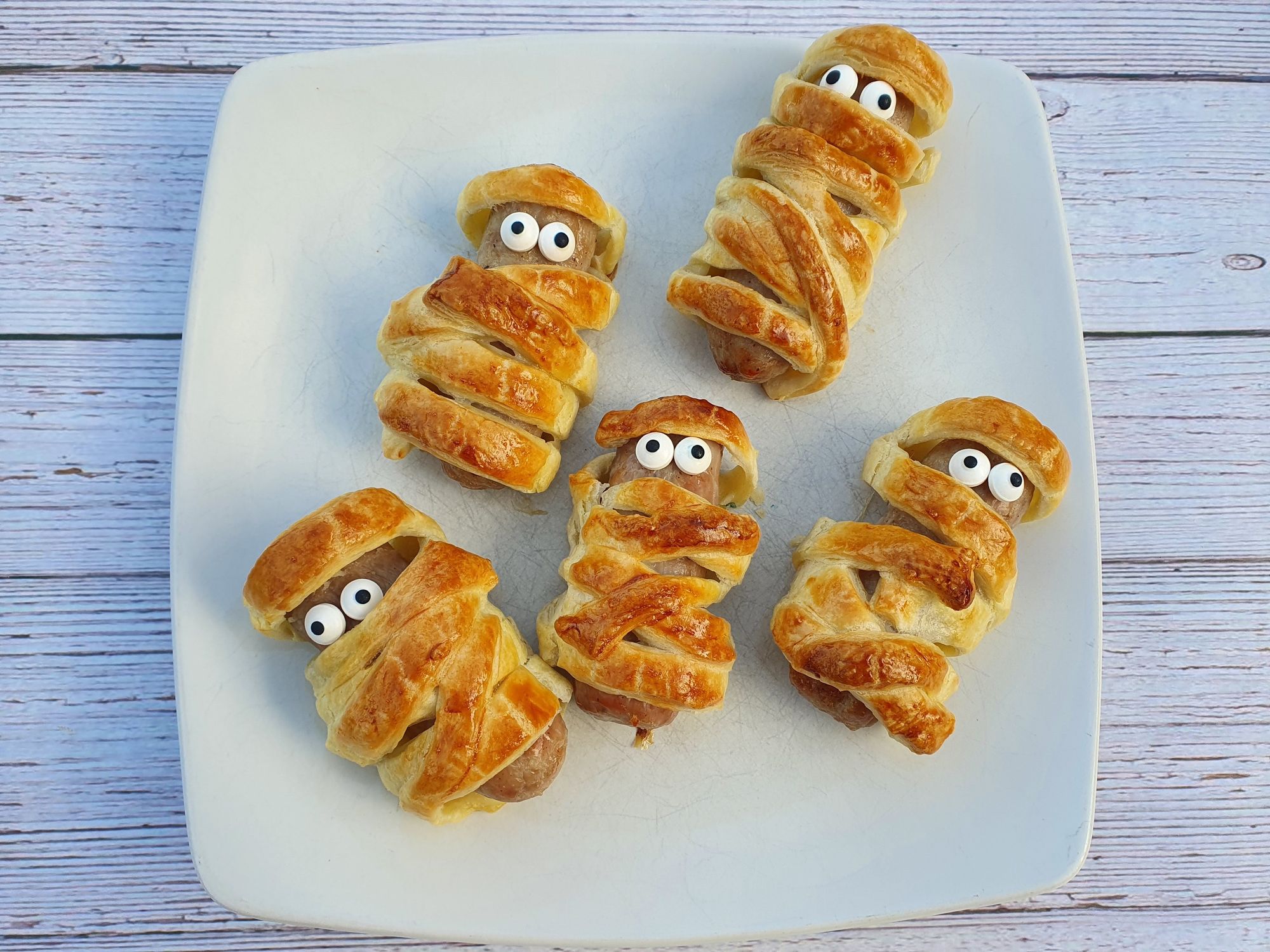 Mummy Sausage Rolls • Little Gannets