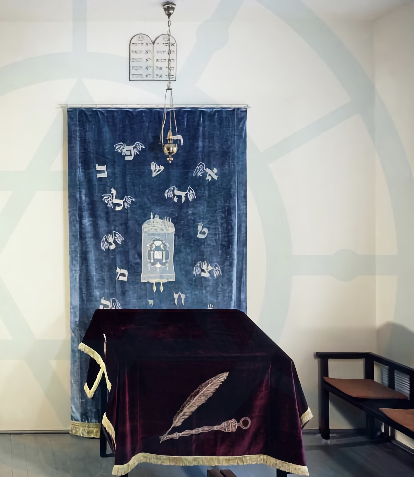 Synagogues • Mark Podwal