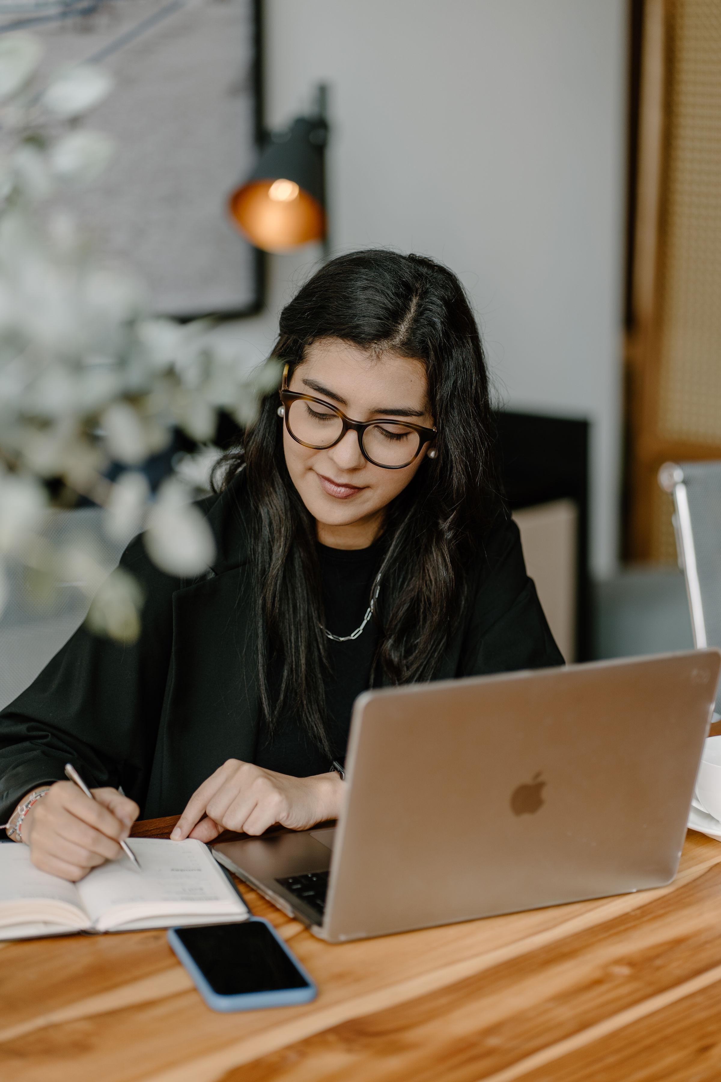 Turning rejection into motivation: stories of resilience in freelance ...