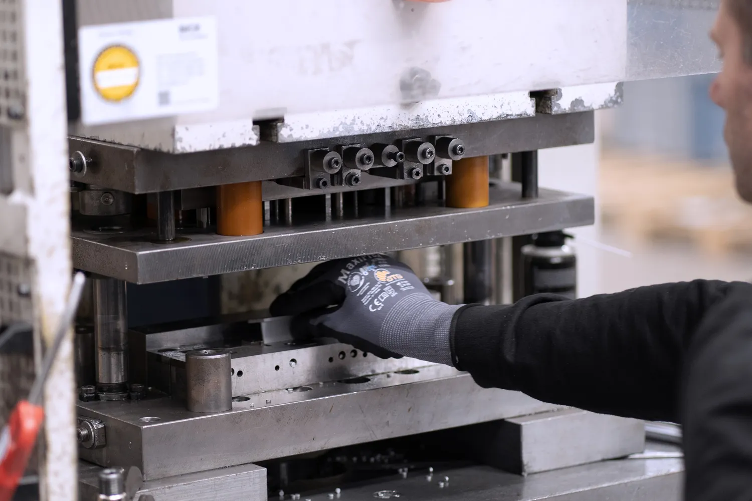 POLYRACK - Mechanics