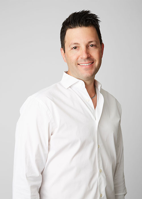 Efrem Mandelcorn | Up Town Eye