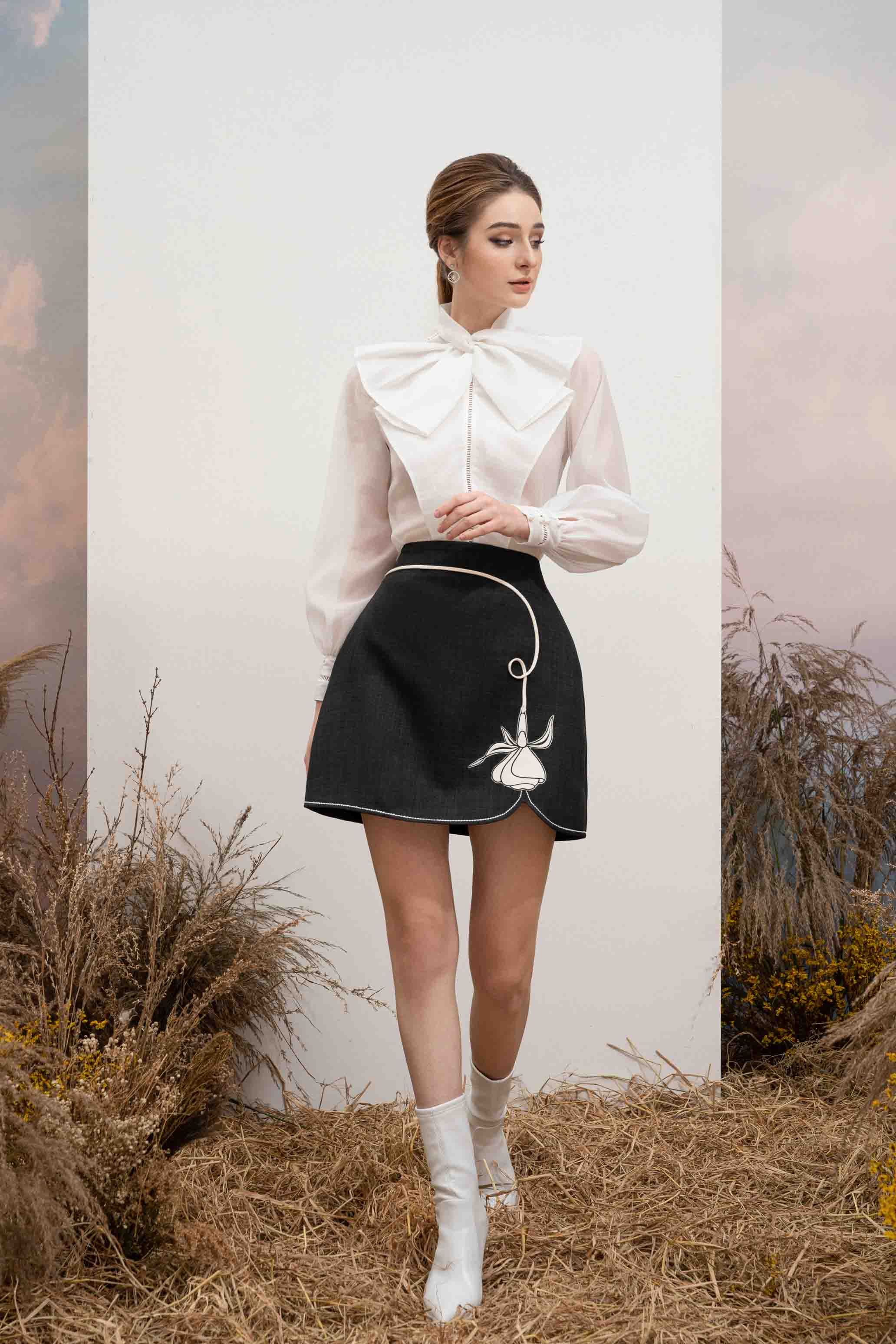 Black cape | Cape | Winter 2021 | HA THONG