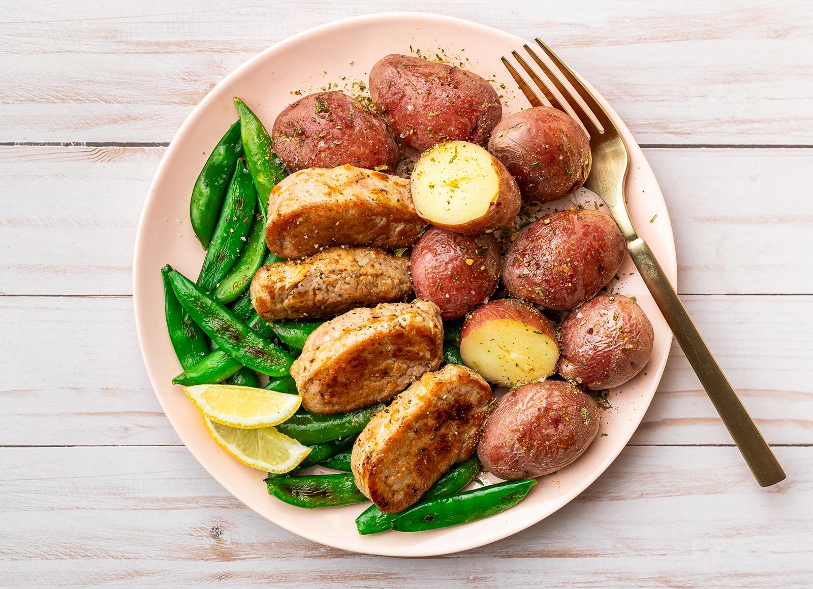 10 Anniversary Dinner Ideas to Savor