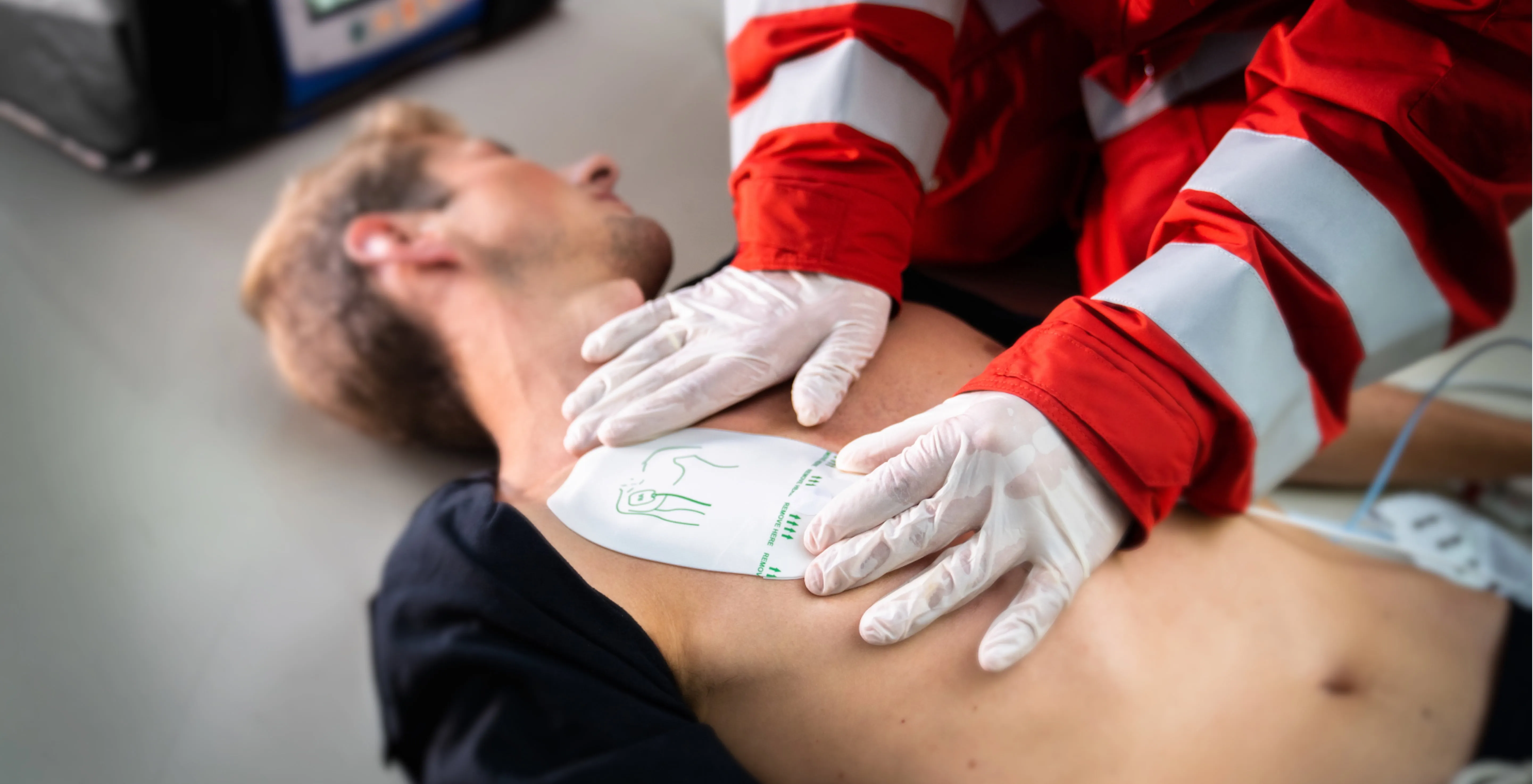 Reliable & multifunctional defibrillation electrodes