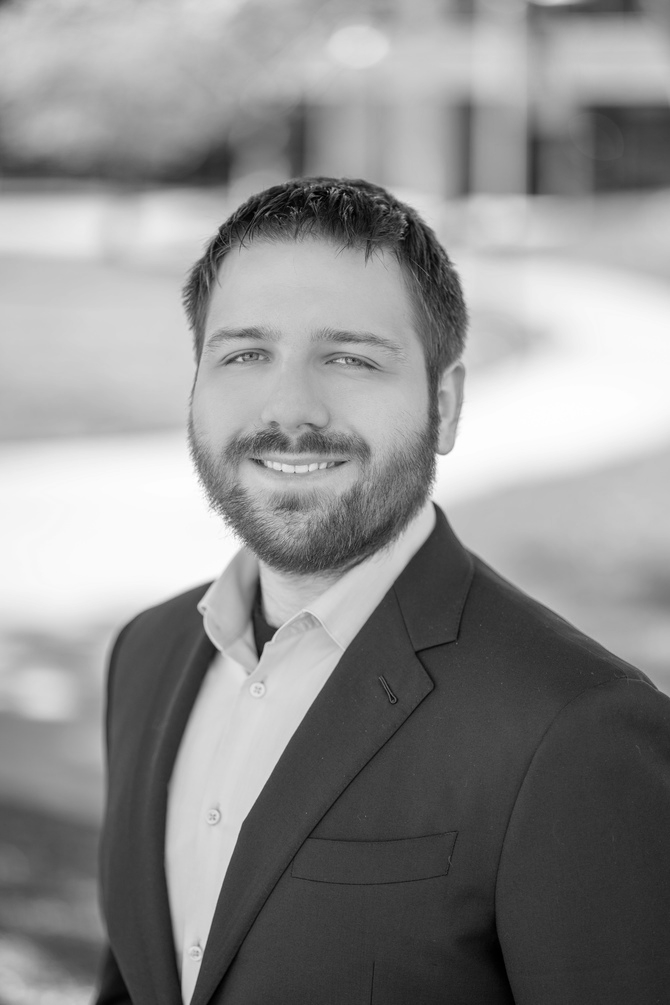 Kevin Dalia | Levin Simes