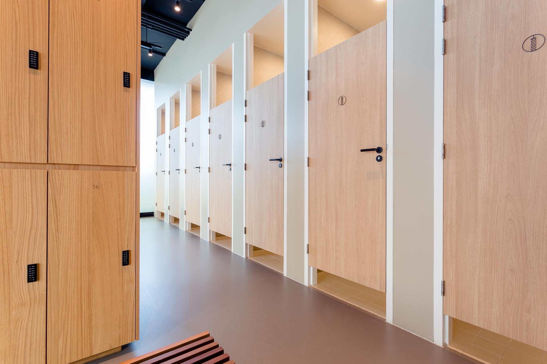 Teamwork interiors | project | PVH Campus