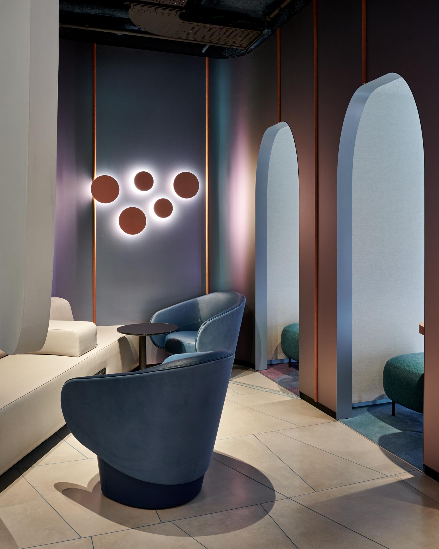 Teamwork interiors | project | Schiphol Privium Lounge