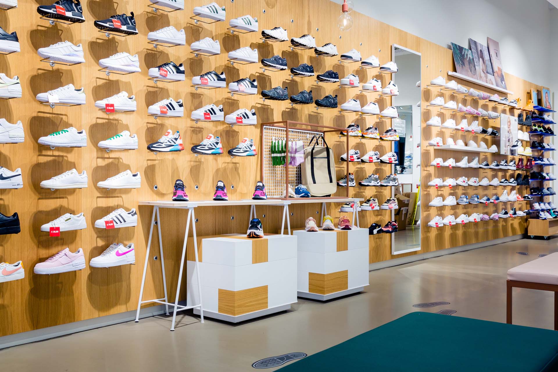 Teamwork interiors | project | SIDESTEP