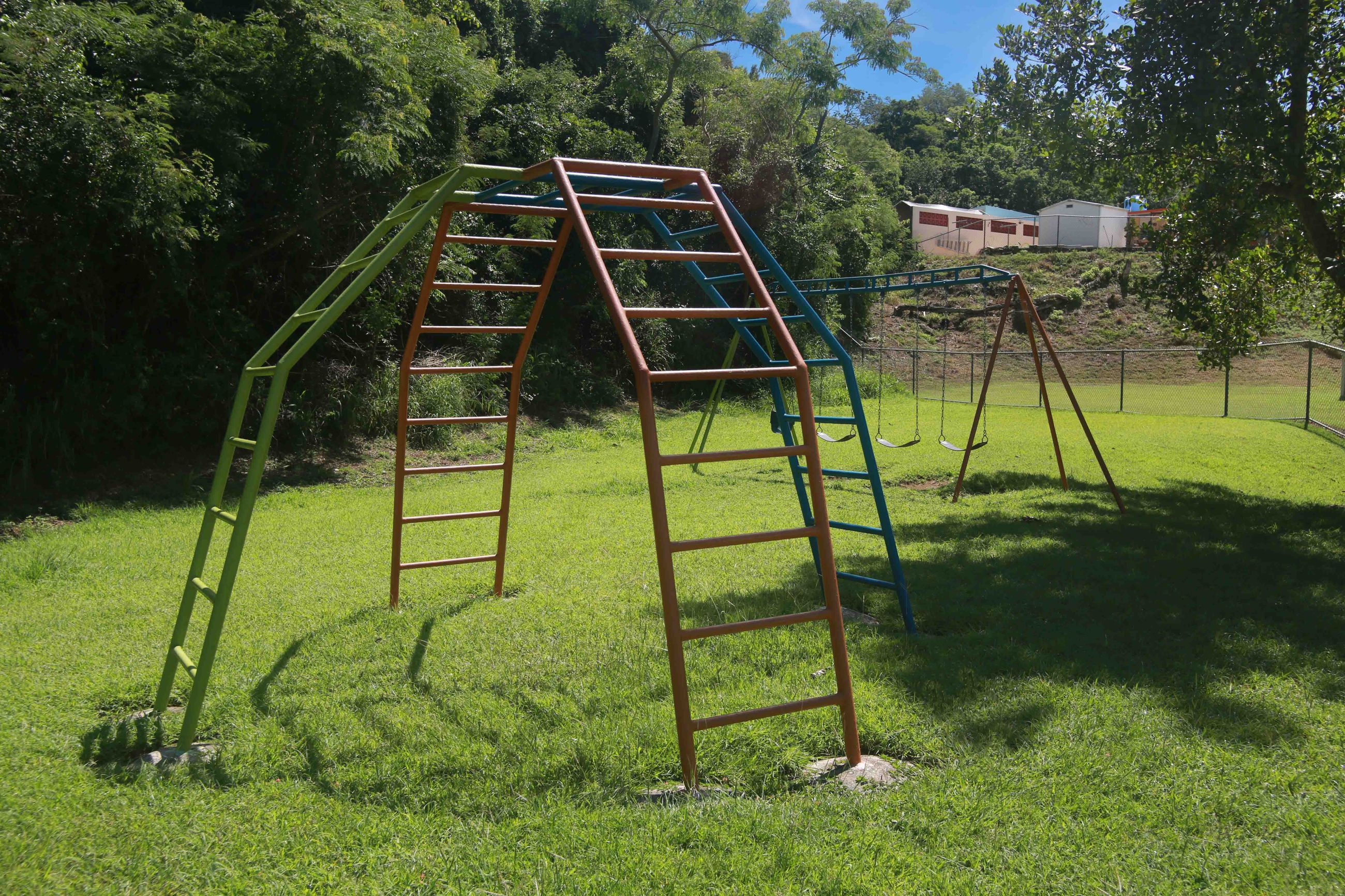 VISTA LINDA APARTMENTS - BLANCO PROPERTIES