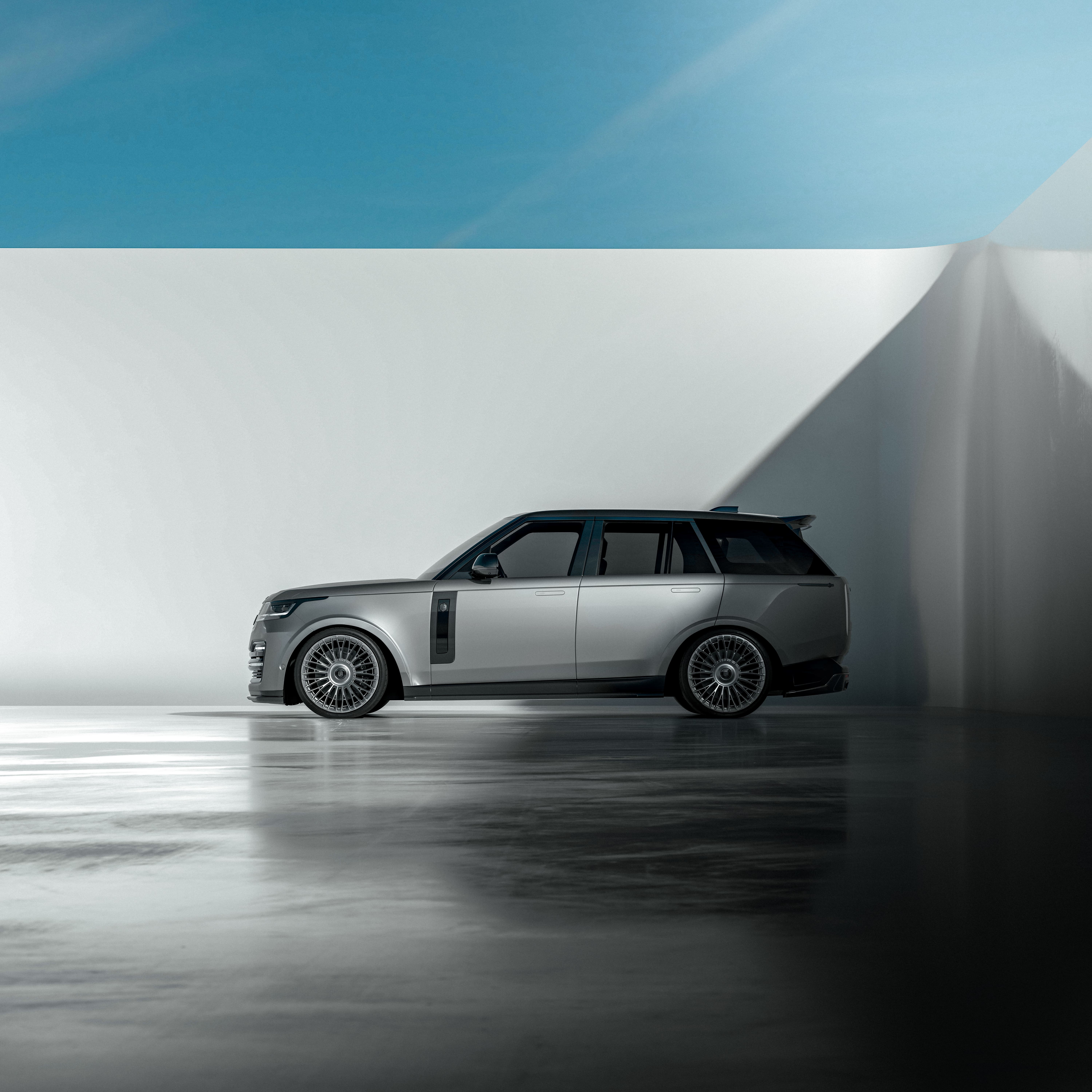 URBAN Range Rover 2023