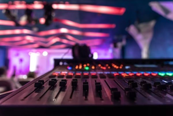 Best Practices for Audio Visual Setup and Design | Connected Event Group